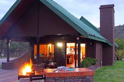 Pine Lake Marina Sedgefield | Accommodation | Phone 044 349 2 ...